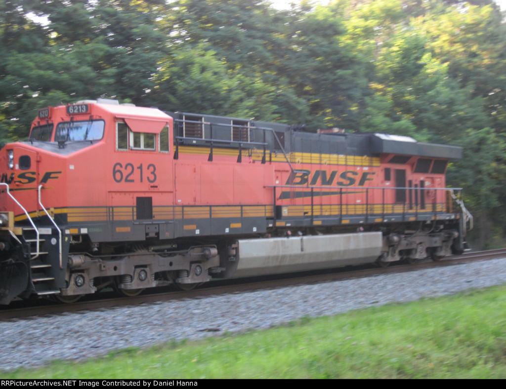 BNSF 6213